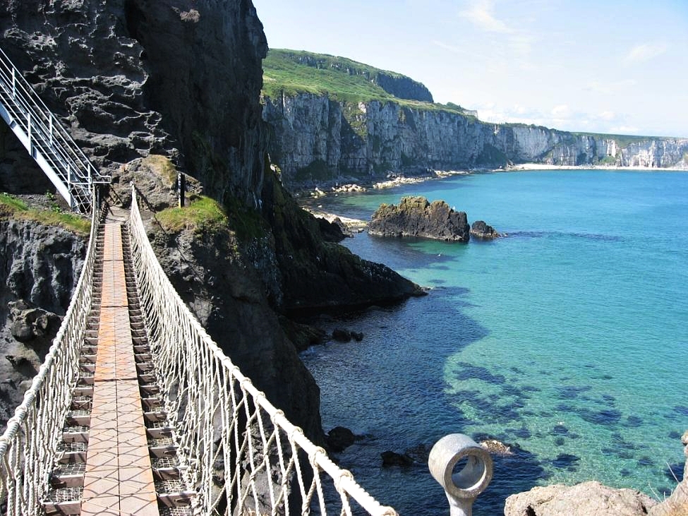 Carrick-A-Rede Rope Bridge Foto & Bild | architektur, straßen & brücken ...