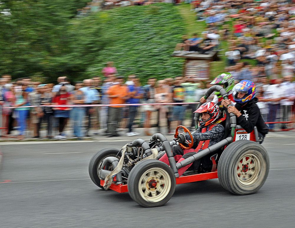 Carro Loco Imagen & Foto | deportes, carro loco, motivos Fotos de ...