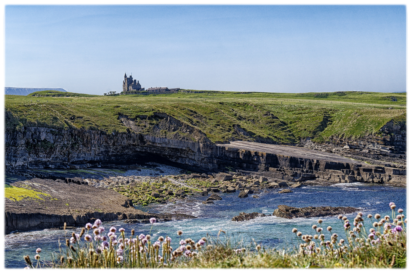 Castle Classiebawn Foto & Bild | world, steilküste, natur Bilder auf ...