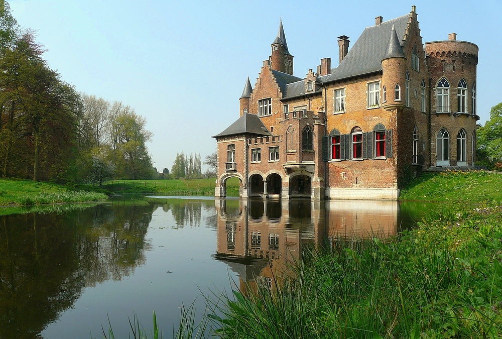 Castle ‘Wissekerke’ at Bazel (Belgium) | Nature in Belgium