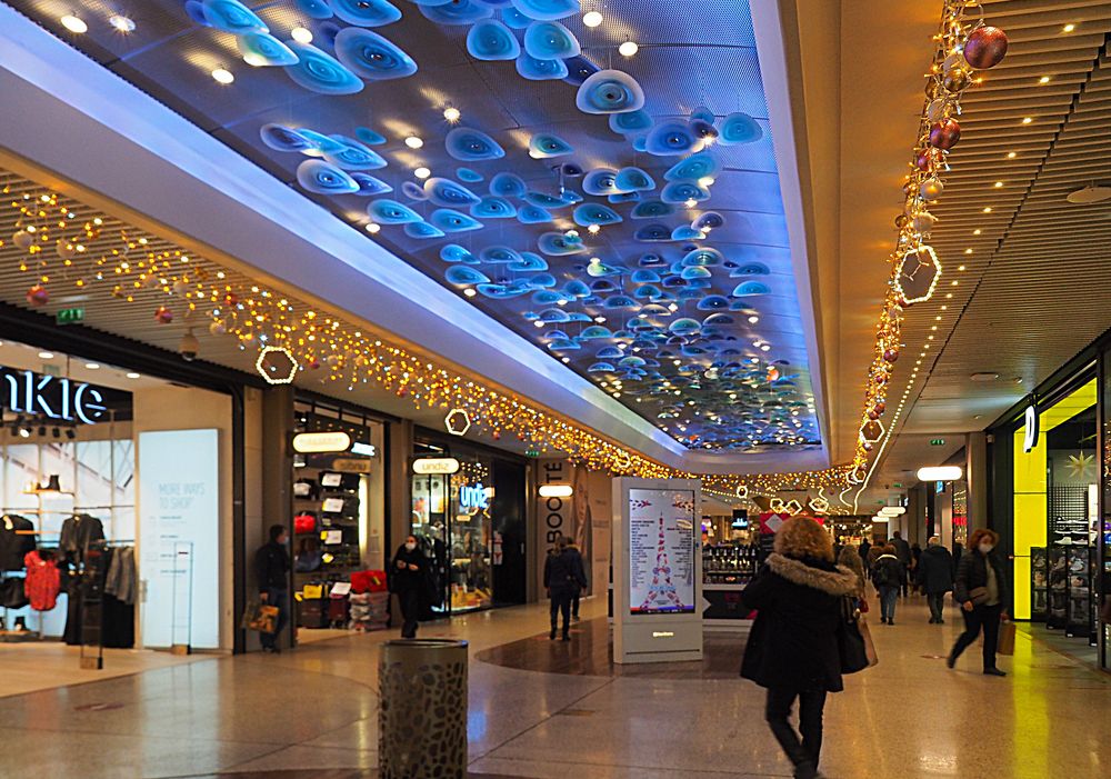 Centre commercial Nice Cap 3000 photo et image | europe, france ...