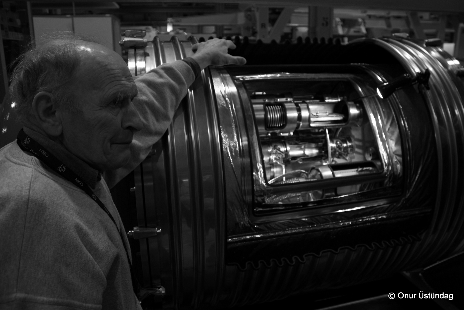 Cern Foto & Bild | erwachsene, menschen bei der arbeit, menschen Bilder ...