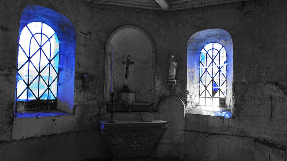 Chapelle funéraire..... photo et image | architecture, cimetière ...