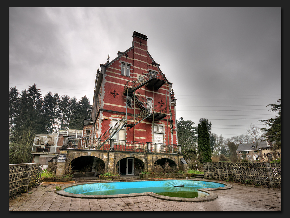 Chateau Rouge #9 Foto & Bild | architektur, lost places, marodes Bilder ...