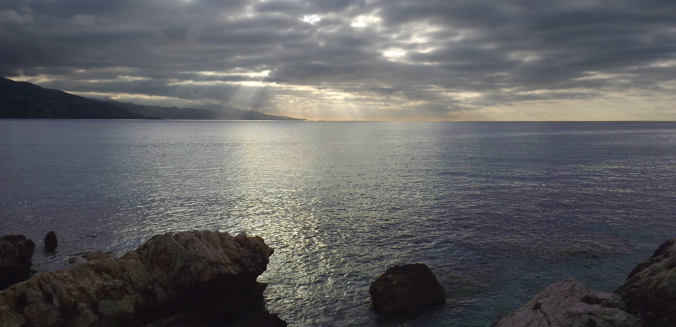 Ciel nuageux photo et image | paysages, mers et océans, nature Images ...
