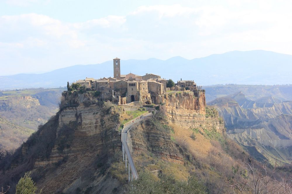 Civita di Bagnoregio Imagen & Foto | landschaft, reise, naturaleza ...