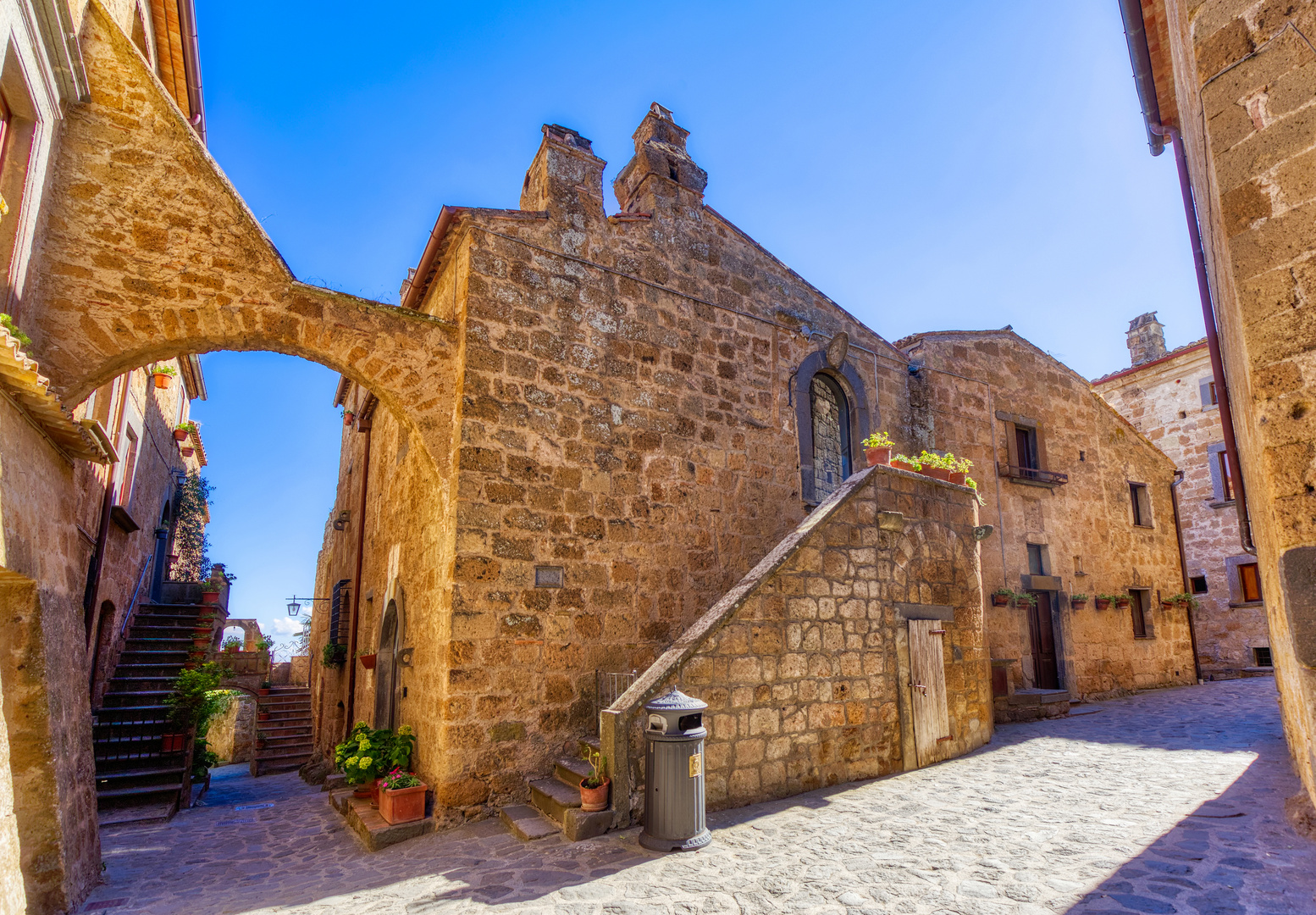 Civita di Bagnoregio - eines der schönsten Dörfer Italiens (3) Foto ...