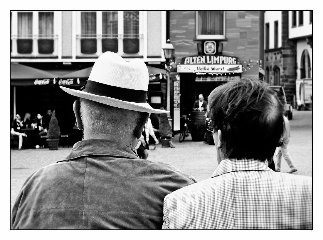 Coca Cola oder heiße Wurst ? Foto & Bild | streetfotografie mit ...