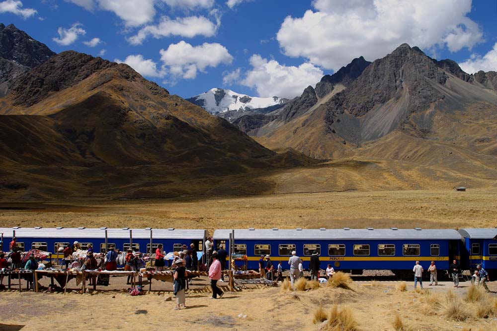 Col de la Raya, 4319 m., Pérou photo et image | south america, peru ...
