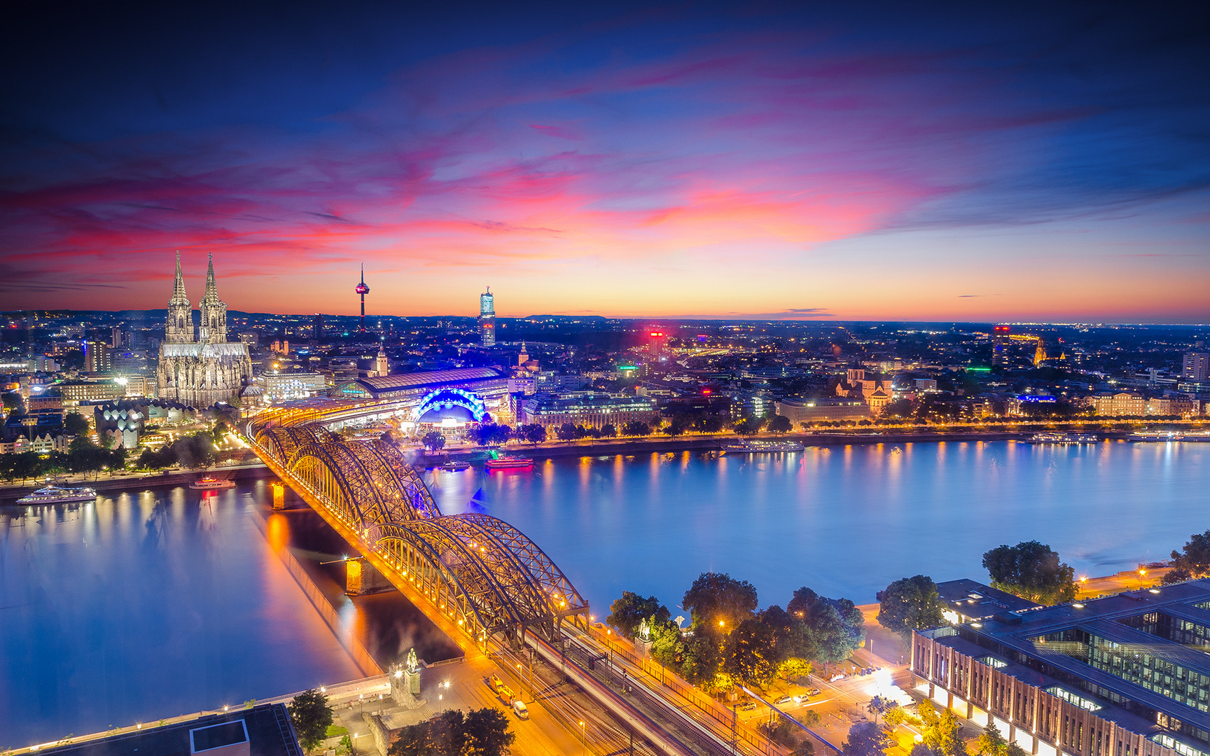 Cologne from above Foto & Bild | world, sonnenuntergang, outdoor Bilder ...