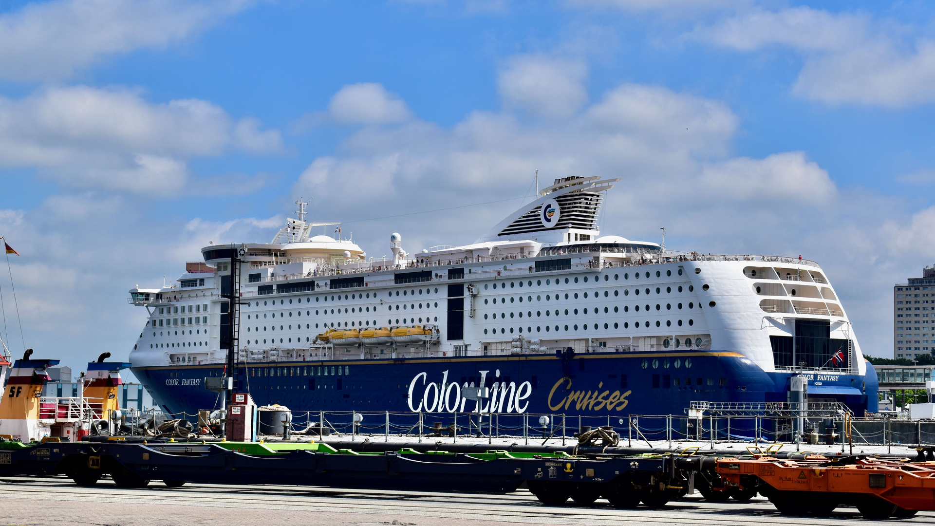 Color Line in Kiel Foto & Bild | deutschland, europe, schleswig ...