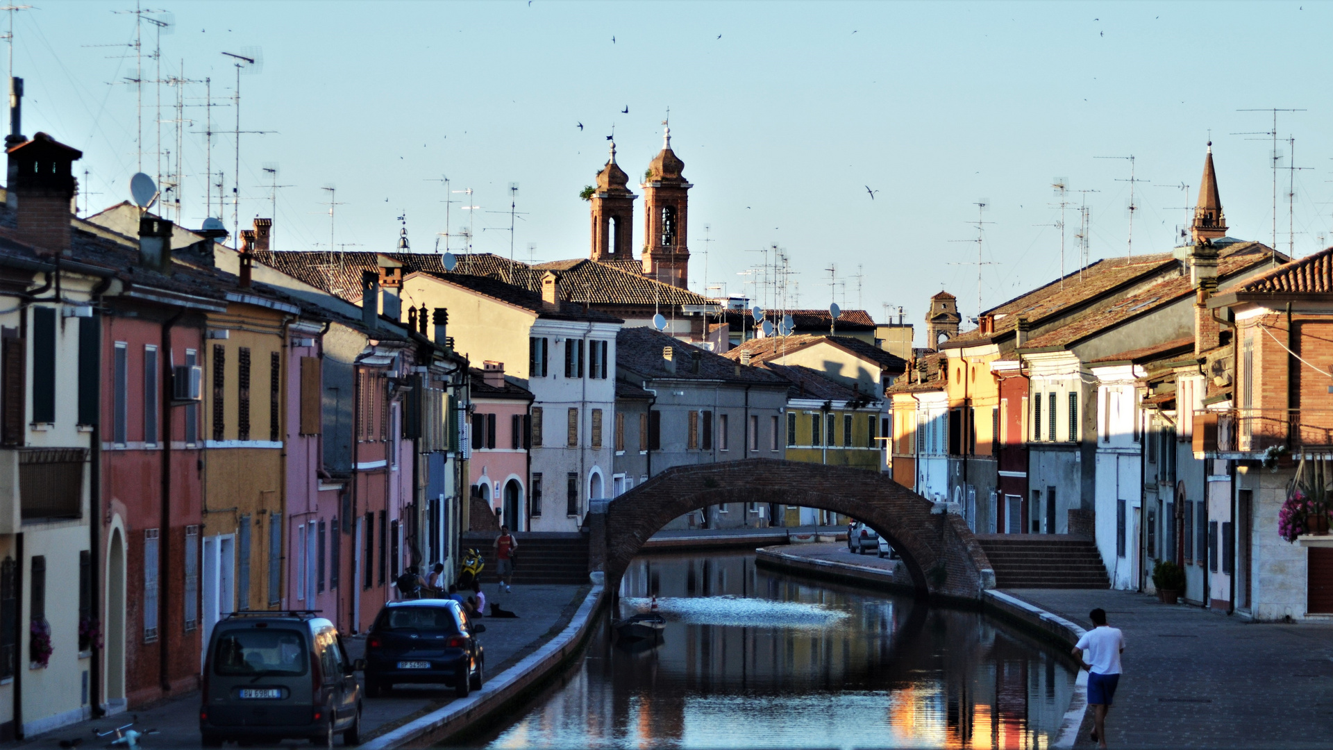 Comacchio Italy 2 Foto & Bild | architektur, europe, experimente Bilder ...
