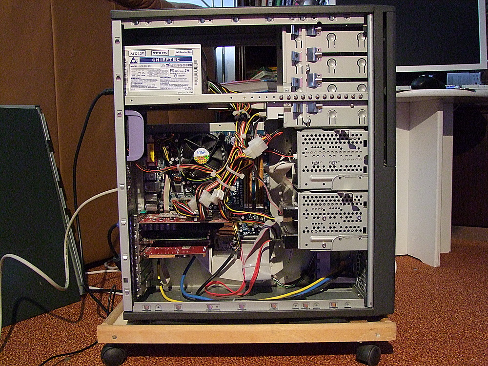 Computer Innenleben... Foto & Bild | industrie und technik, technik ...