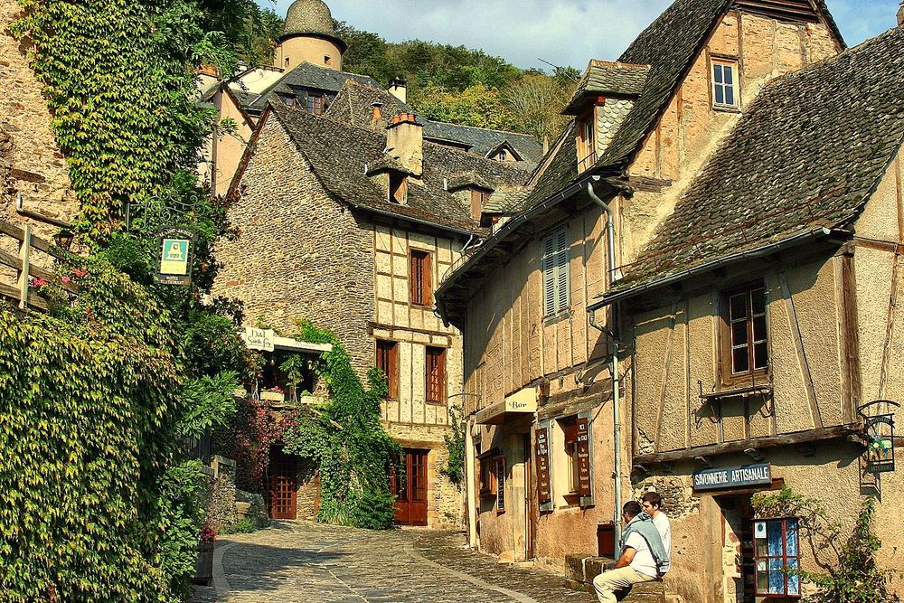 CONQUES UN DES PLUS BEAUX VILLAGES DE FRANCE ! photo et image | europe ...