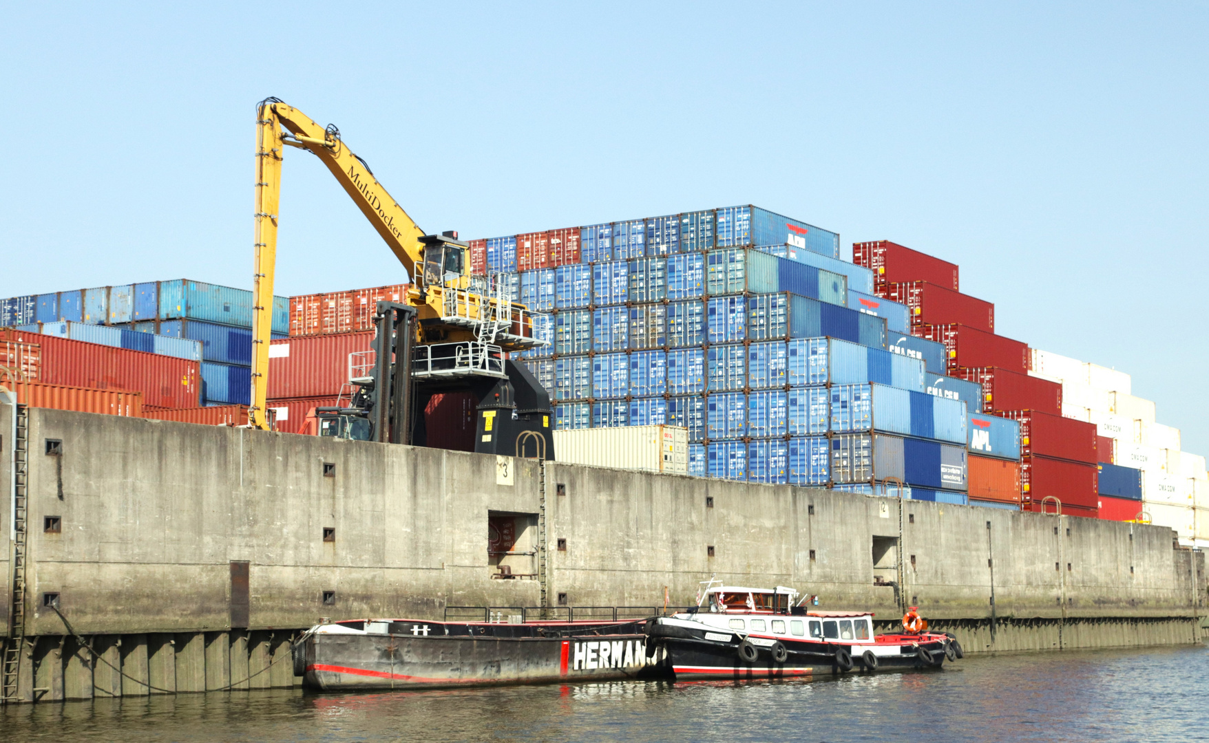 Containerplatz Foto & Bild | spezial, outdoor, deutschland Bilder auf ...