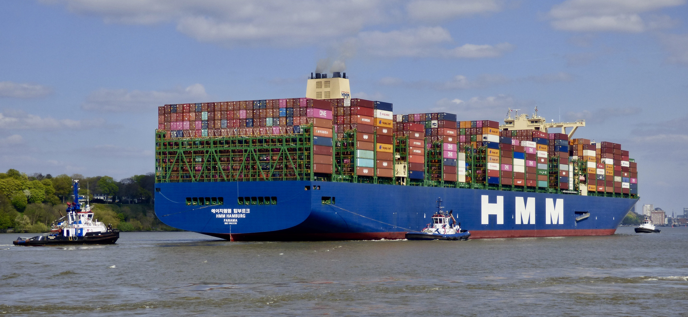 Containerschiff HMM HAMBURG Foto & Bild | schiffe und seewege, motorschiffe, containerschiffe ...