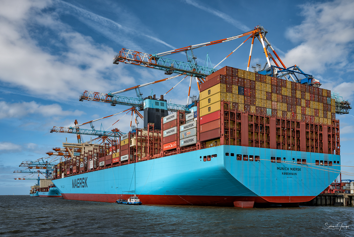 Containerschiff Munich Maersk Foto & Bild | nikon, world, spezial ...