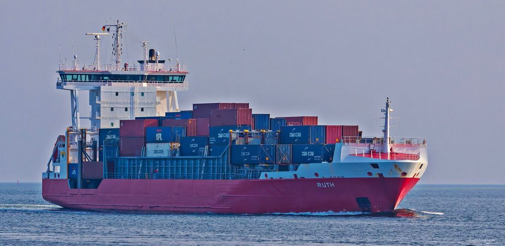 Containerschiff Ruth..... Foto & Bild | landschaft, meer & strand ...
