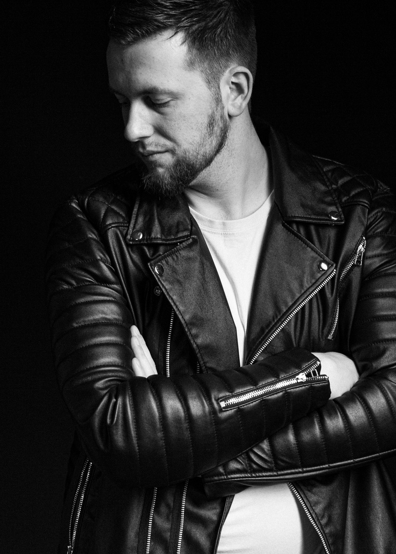 cool man Foto & Bild | portrait, portraitfotografie männer, indoor ...