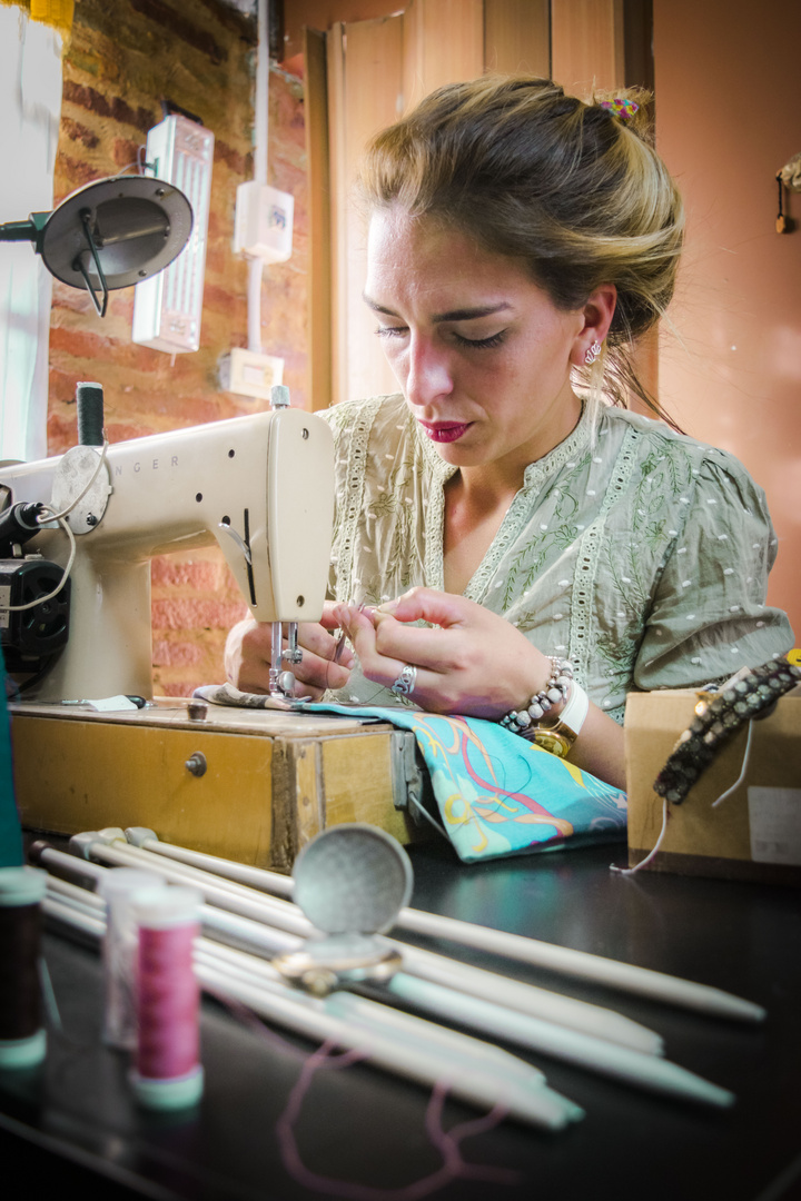 COSTURERA Imagen & Foto | personas Fotos de fotocommunity