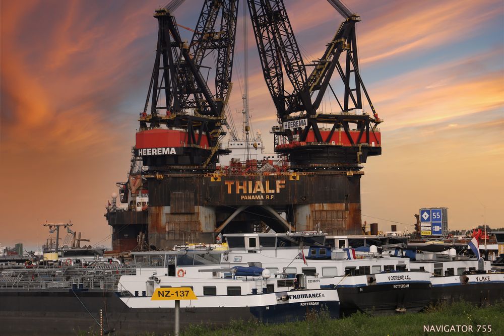 Crane THIALF, Caland Canal, Rotterdam. Foto & Bild | schiffe und ...