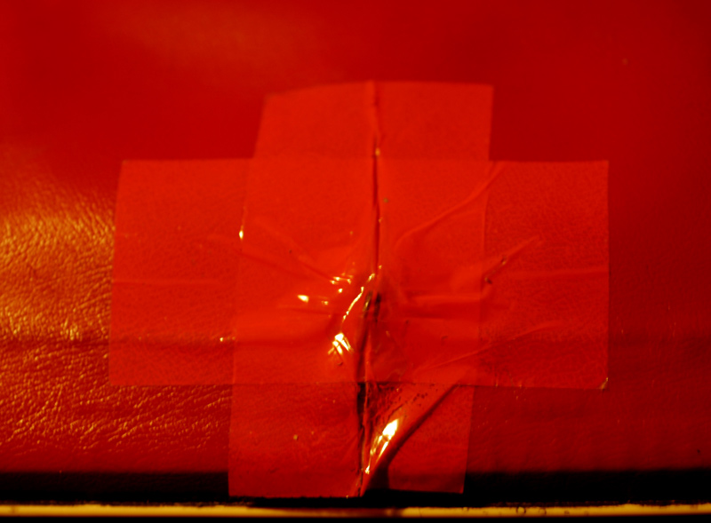 crucified chair + holy see Foto & Bild | möbel, sitzmöbel ...