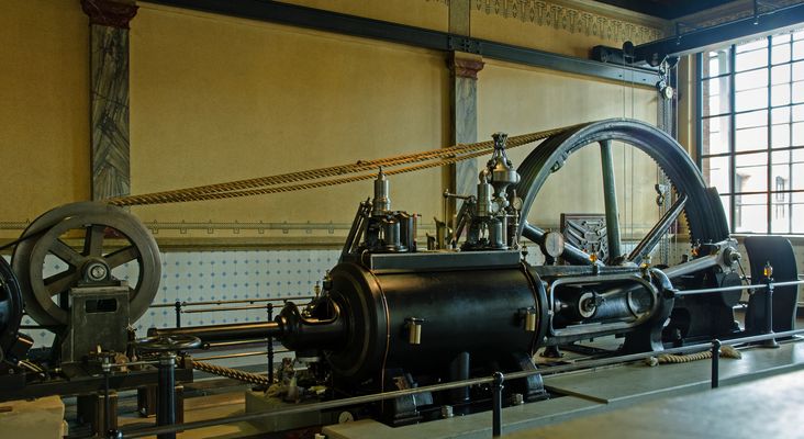 Dampfmaschinen Bilder & Fotos