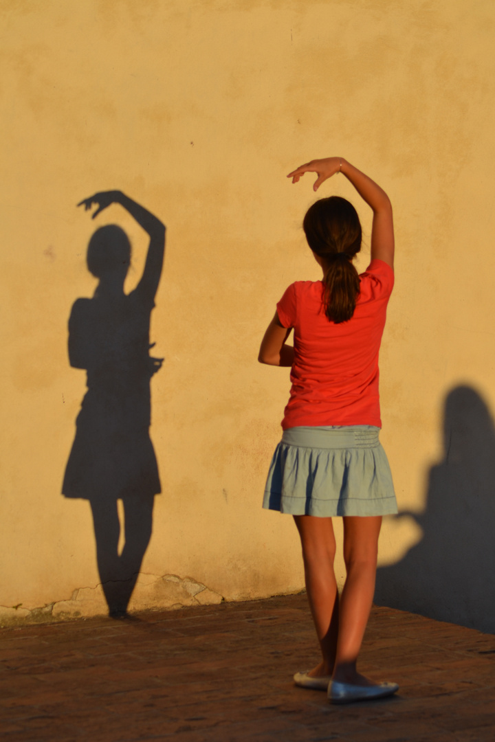 Dancing Girls mit schatten Foto & Bild | kinder, kunstfotografie & kultur, tanz Bilder auf ...