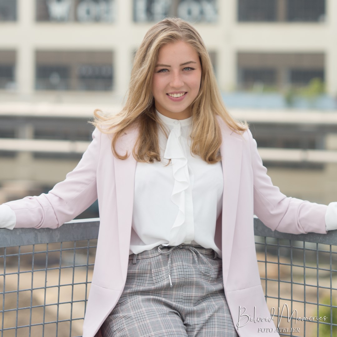 Danine Foto & Bild | erwachsene menschen, portraits erwachsener ...