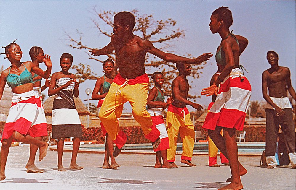 Danses traditionelles du Mali photo et image | tanz, tänzer, danse ...