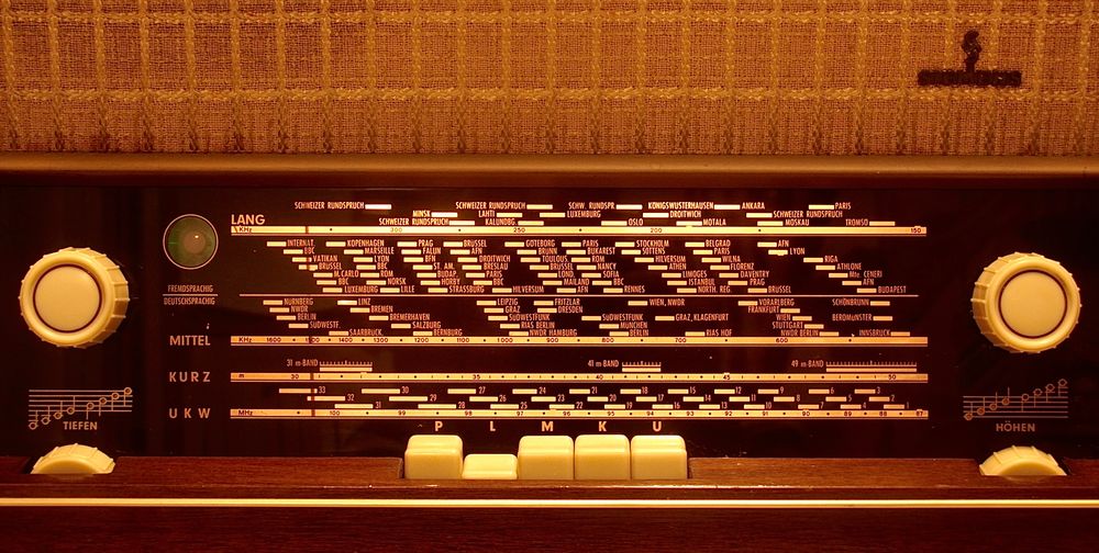 Das alte Radio Foto & Bild | nostalgie, technik, stilleben Bilder auf ...