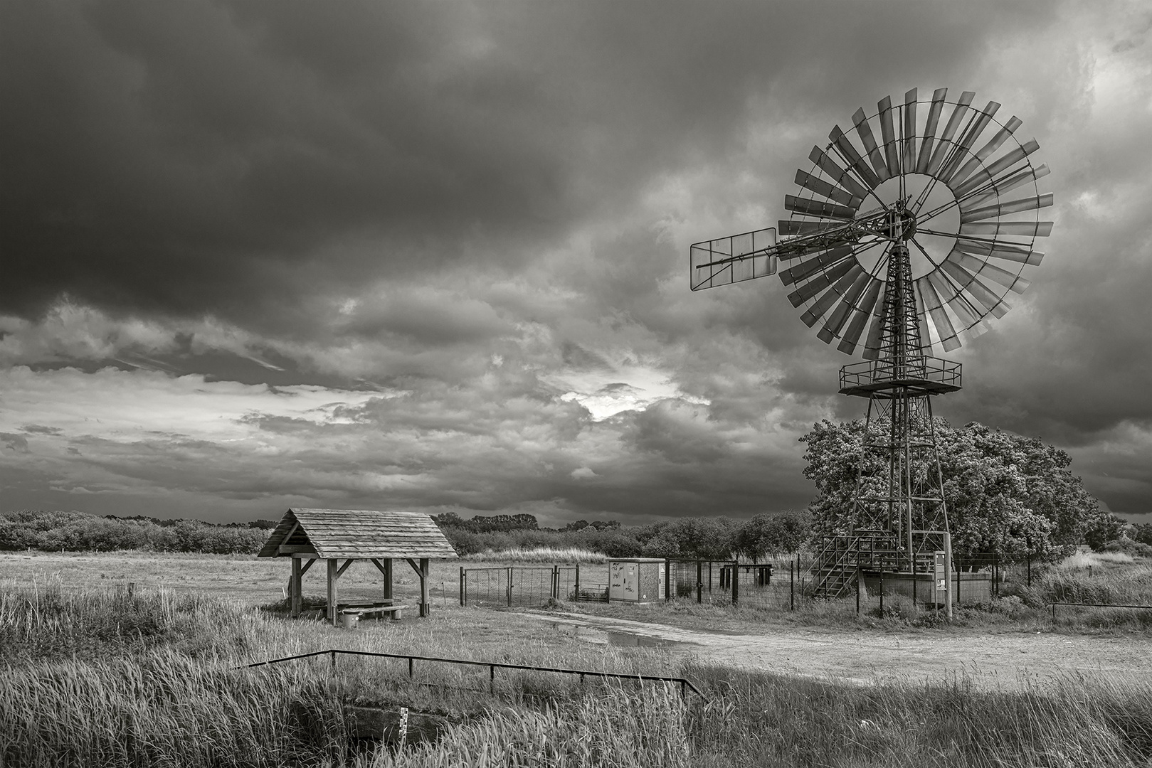Das alte Windrad von Lobbe Foto & Bild | spezial, rügen, fine art ...