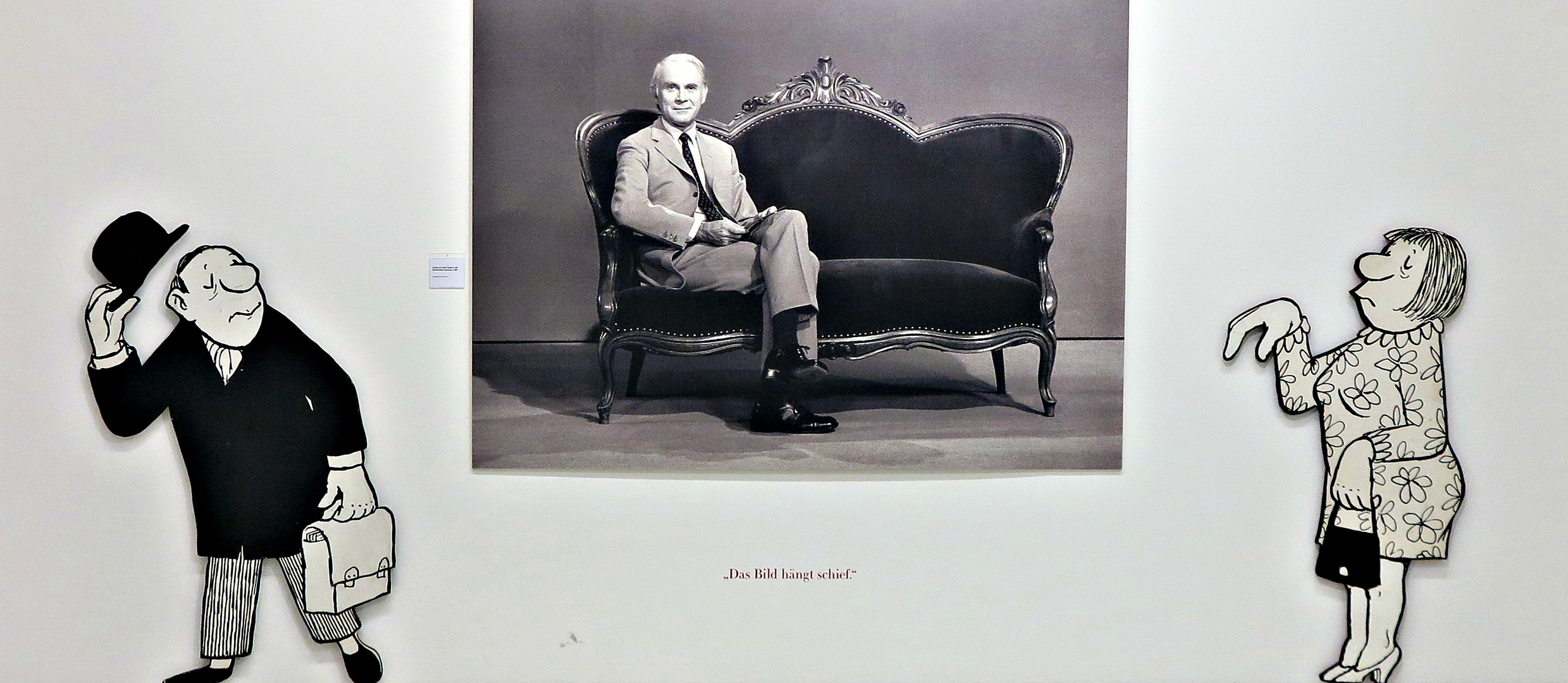 DAS BILD HÄNGT SCHIEF Foto & Bild | ausstellung, oberhausen, loriot ...