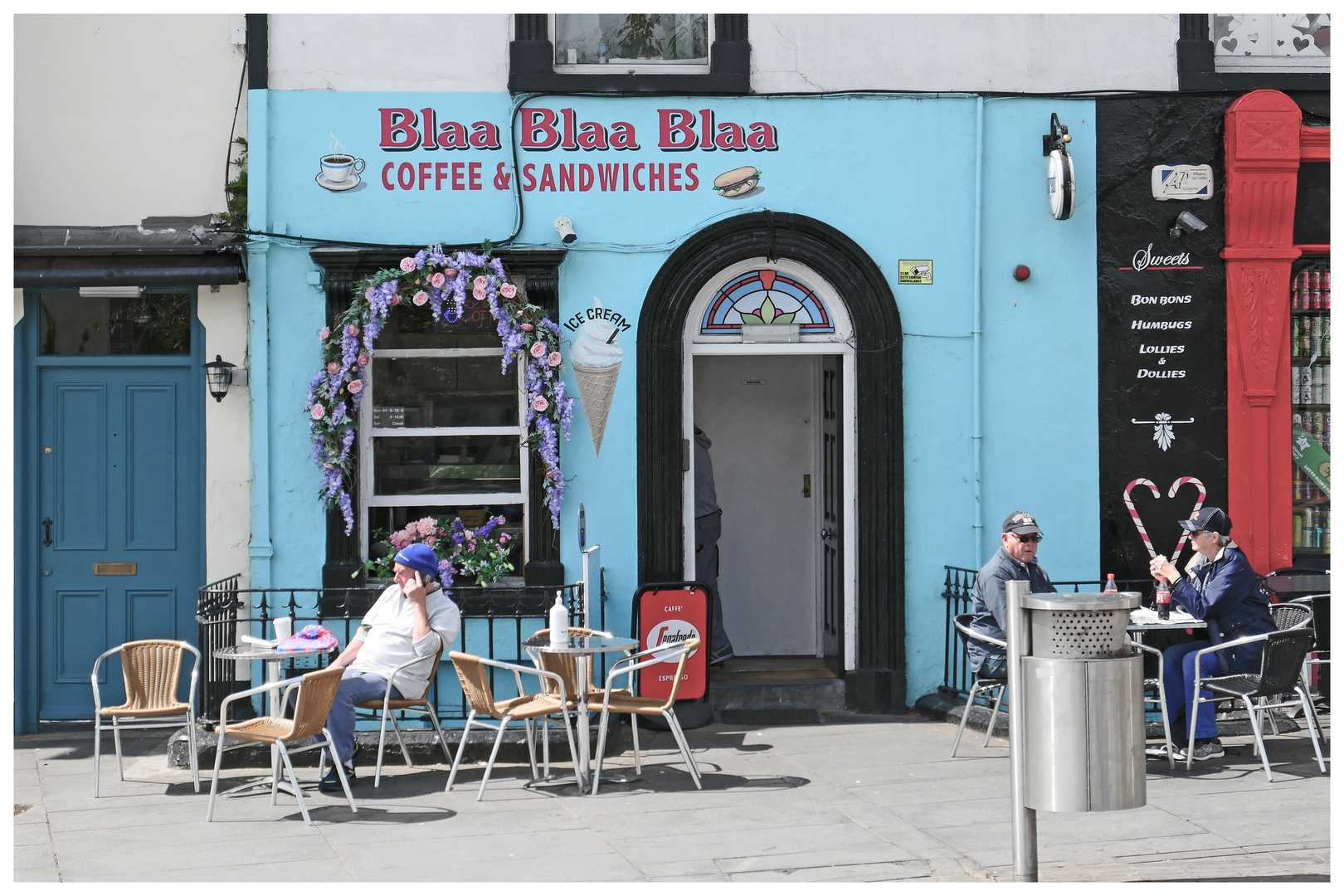 Das Blaa Blaa Blaa Café Foto & Bild | europe, united kingdom & ireland ...