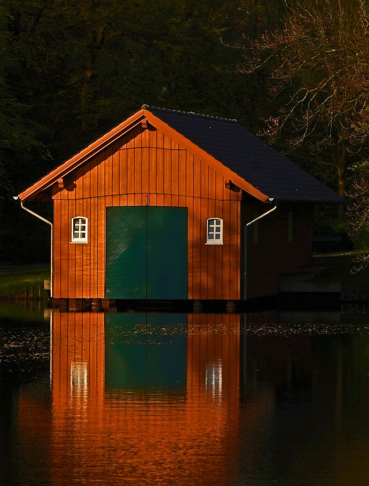Das Bootshaus Foto & Bild | architektur, experimente, landschaft Bilder ...