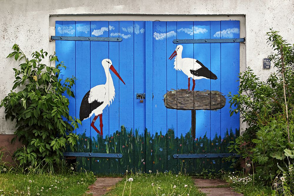 Das bunte Garagentor... Foto & Bild | architektur, deutschland, europe ...