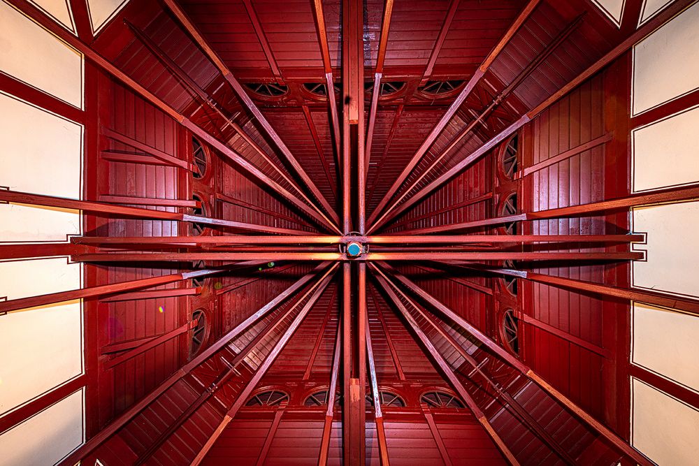 Das Dach vom Wartehäuschen... Foto & Bild | architektur, deutschland ...