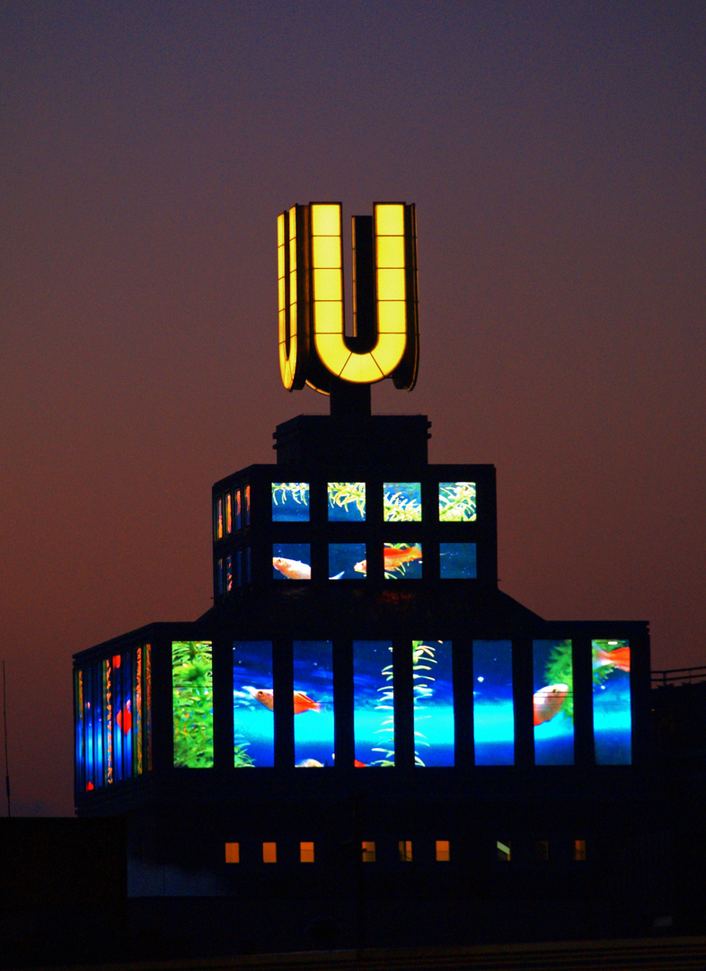 Das Dortmunder U Foto & Bild | architektur, architektur bei nacht ...