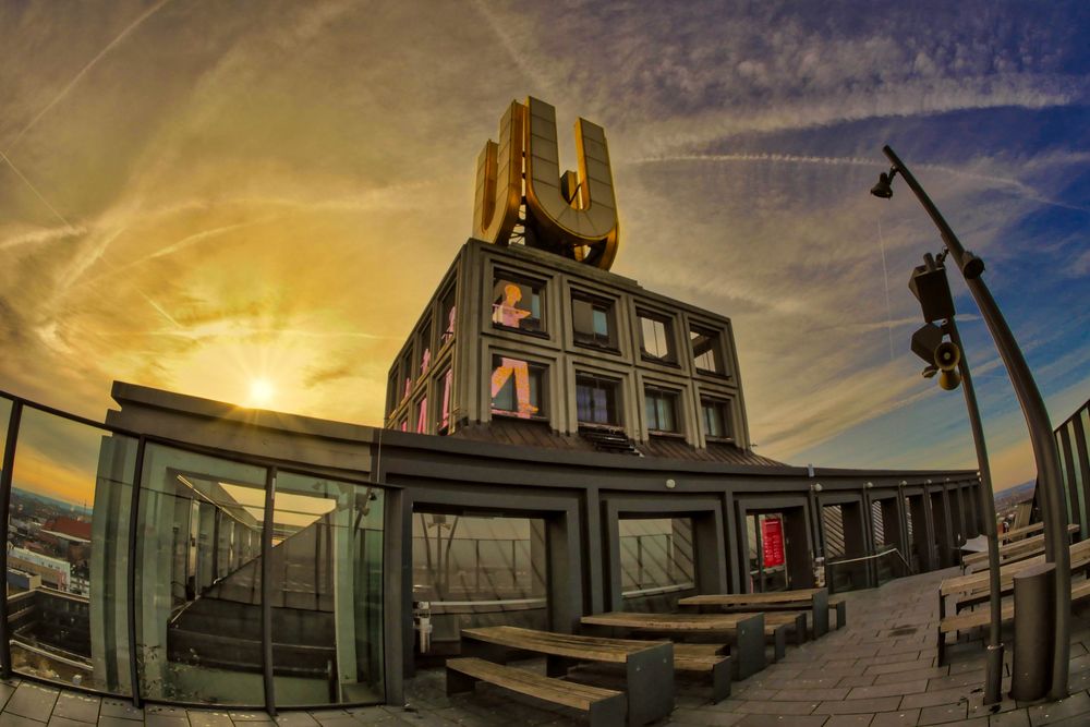 Das Dortmunder U Foto & Bild | architektur, deutschland, europe Bilder ...