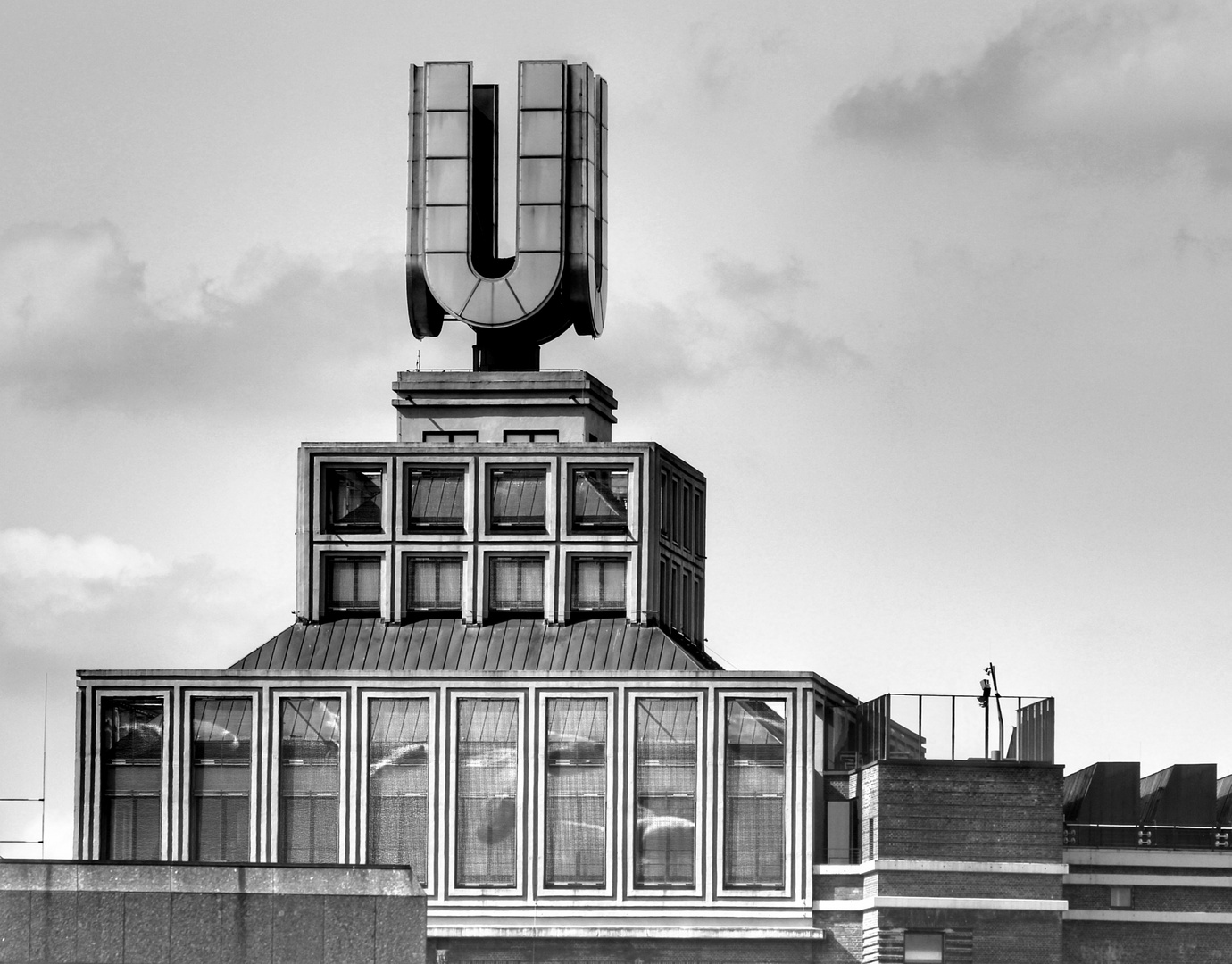 Das Dortmunder U Foto & Bild | projekte, 5 - schwarzweißer freitag, thementage Bilder auf ...