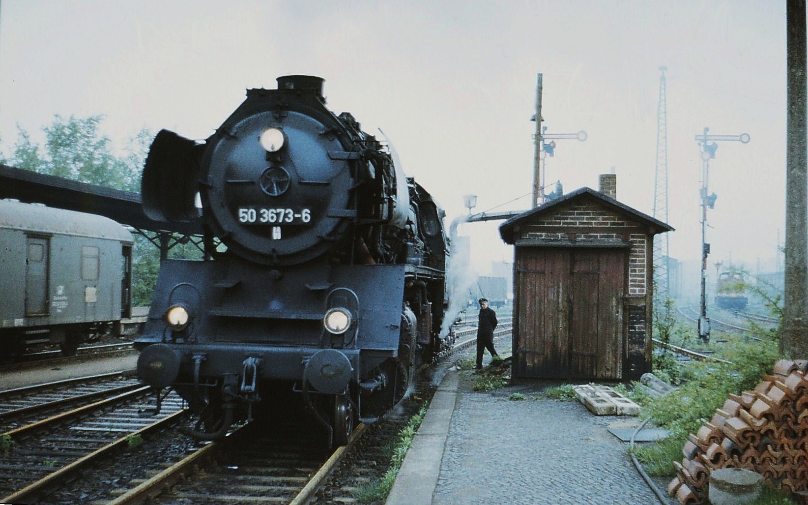 Das Ende vom Bahnsteig 2 Foto & Bild | historische eisenbahnen, dr (ddr ...