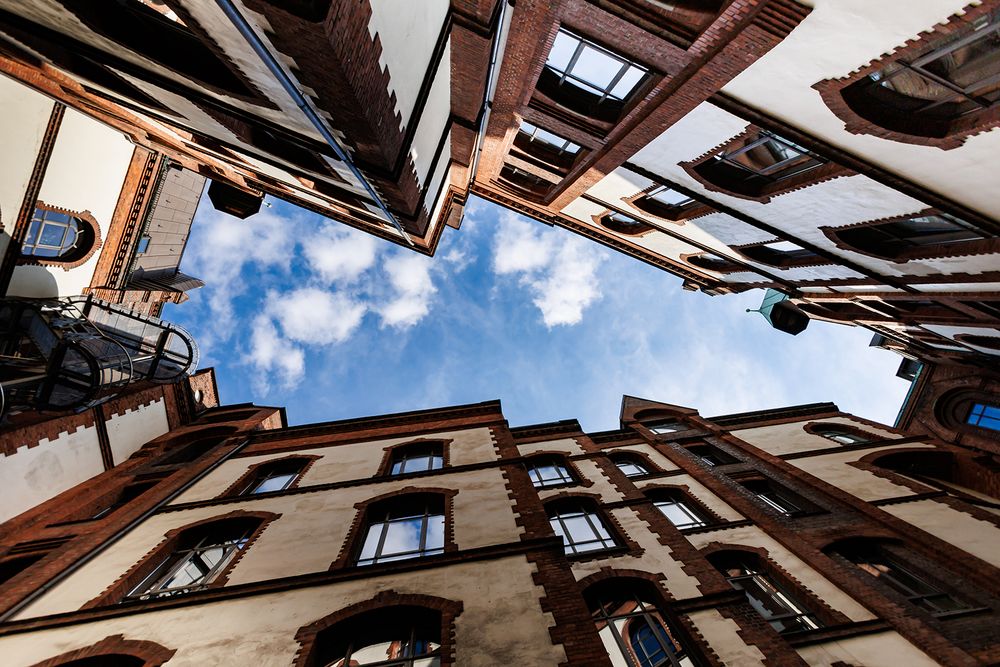 Das Fenster zum Hof Foto & Bild | architektur, reportage dokumentation, deutschland Bilder auf ...