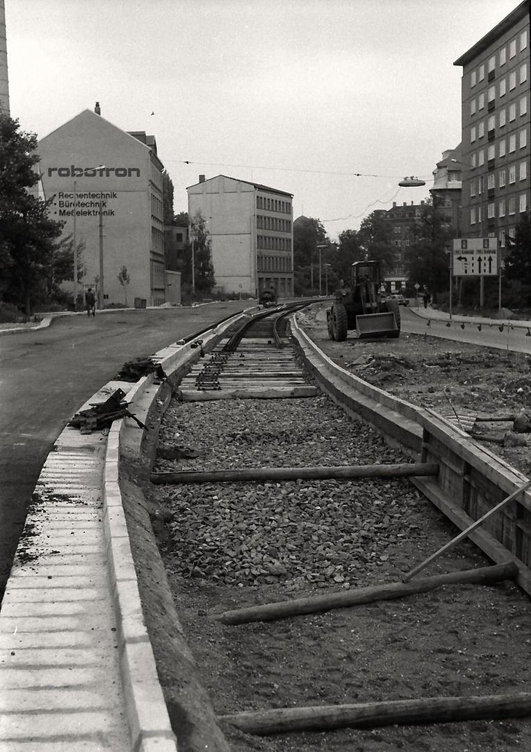 Das Gleis wird aufgelegt . Foto & Bild | bus & nahverkehr ...