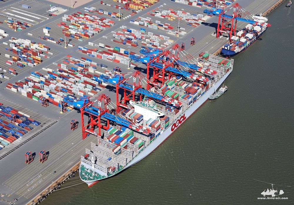 Das größte Containerschiff Foto & Bild | schiffe und seewege ...