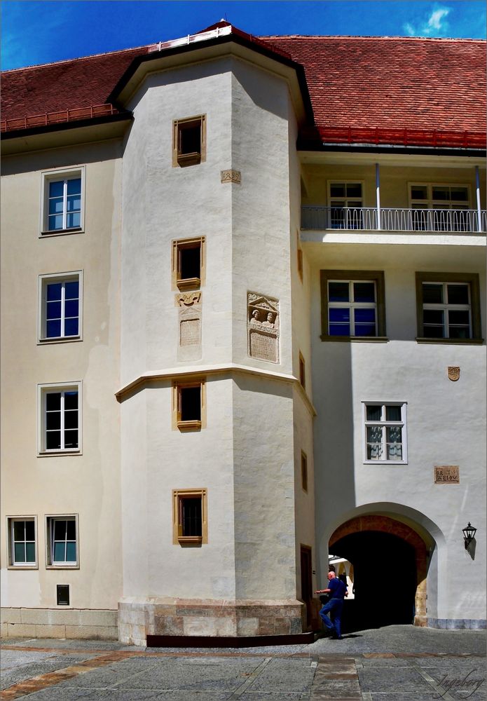 Das HIGHLIGHT im Stiegenhaus der Grazer Burg Foto & Bild | outdoor ... Das HIGHLIGHT im Stiegenhaus der Grazer Burg Foto & Bild | outdoor ...