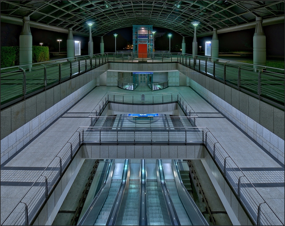 Das Holodeck ... Foto & Bild | nacht, nachtaufnahme, hdr Bilder auf ...