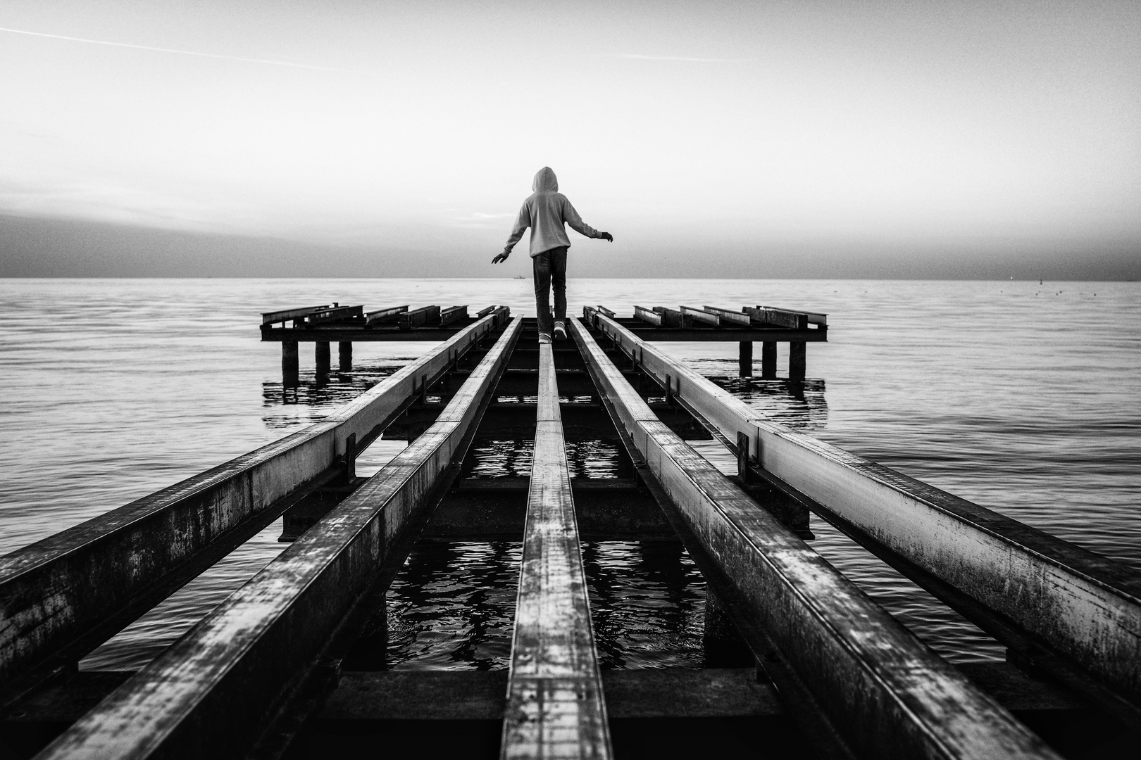 Das Leben ist ein täglicher Balanceakt..... Foto & Bild | jugendliche, youth, dokumentation ...