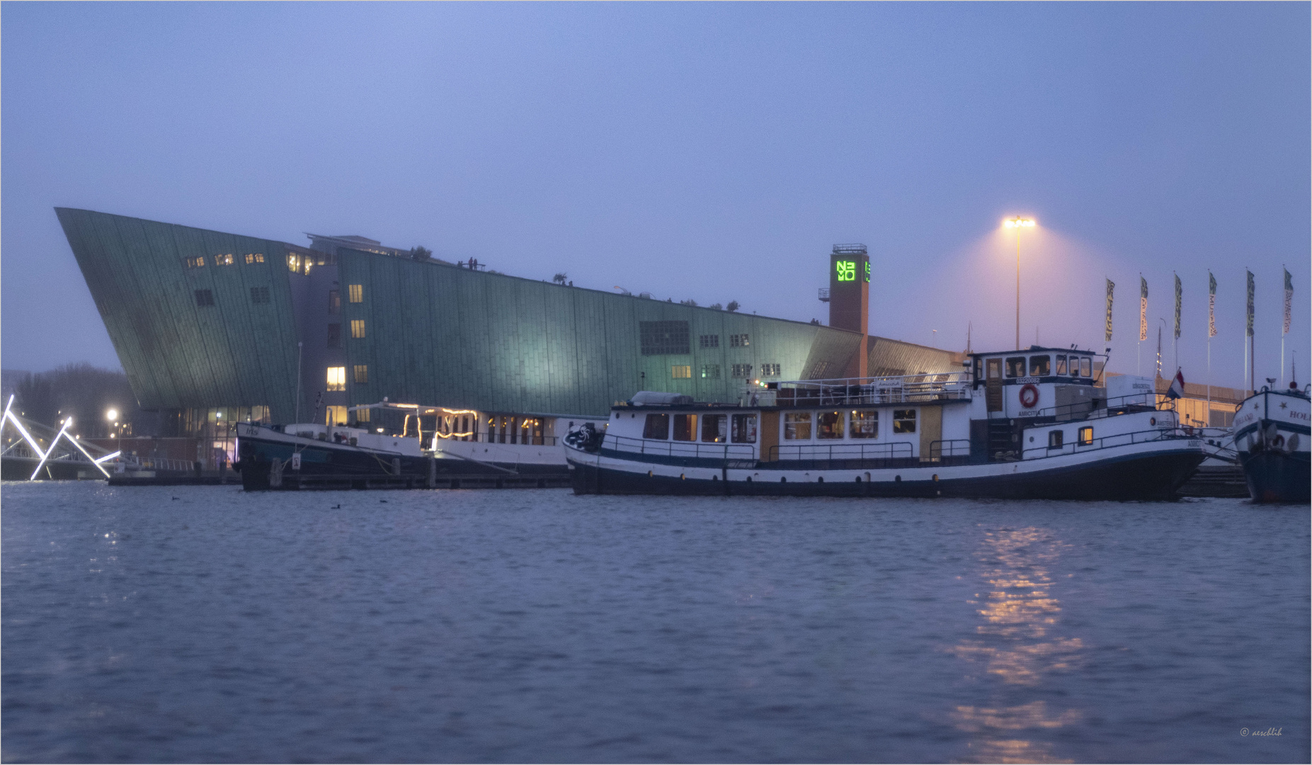 Das NEMO Science Center... Foto & Bild | dokumentation, outdoor, winter ...