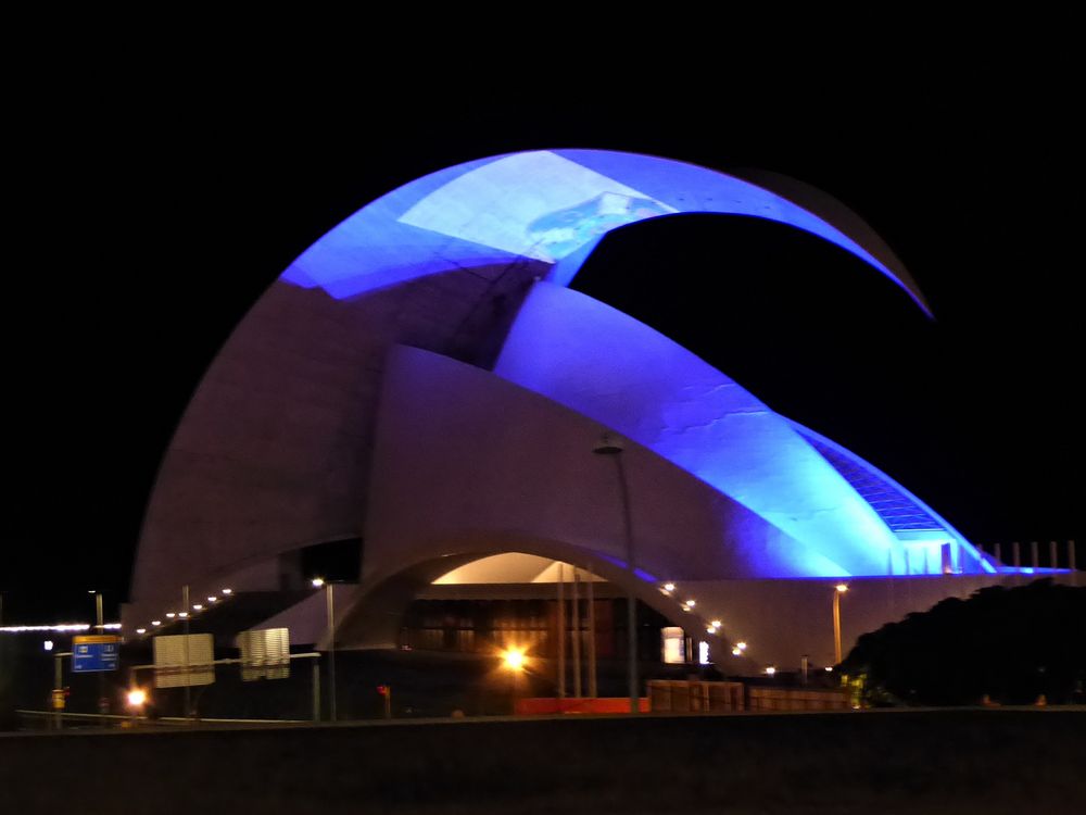 Das Opernhaus.... Foto & Bild | spezial, outdoor, natur Bilder auf ...