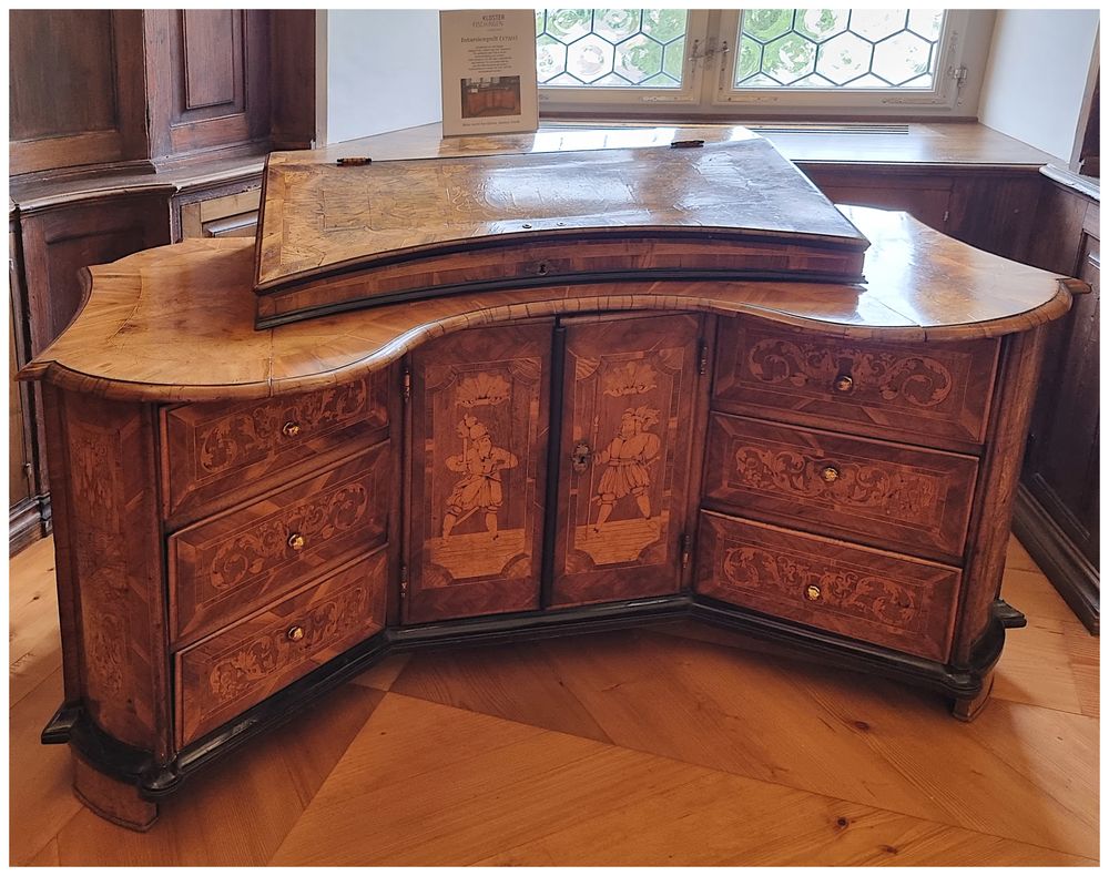 Das Pult des Abtes Foto & Bild | kloster, klöster, details Bilder auf ...